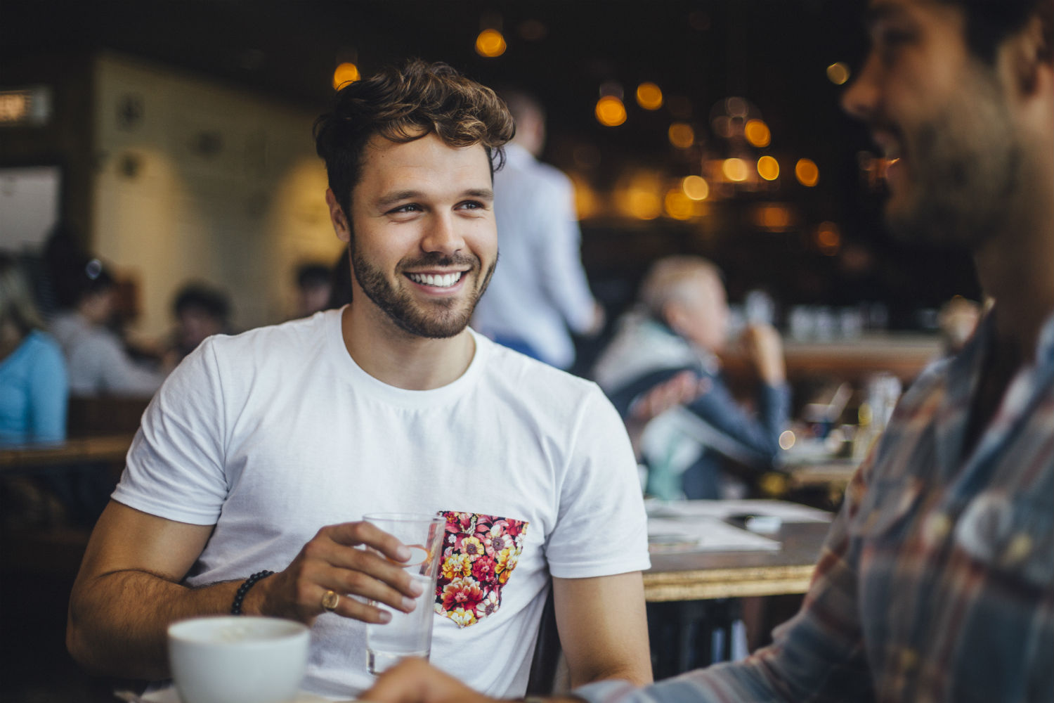 7 most effective tactics to eat better when dining out